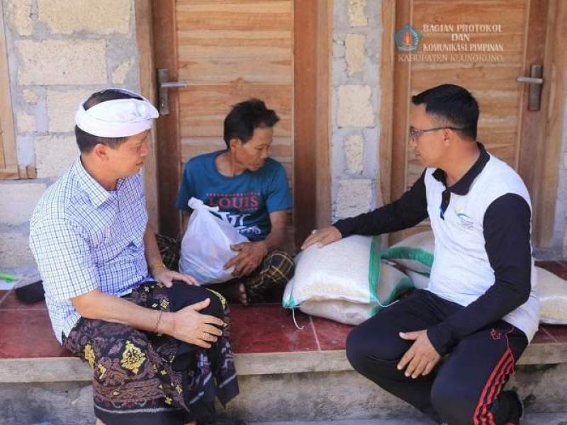 Paket Sembako untuk Disabilitas dan ODGJ | Bali Tribune